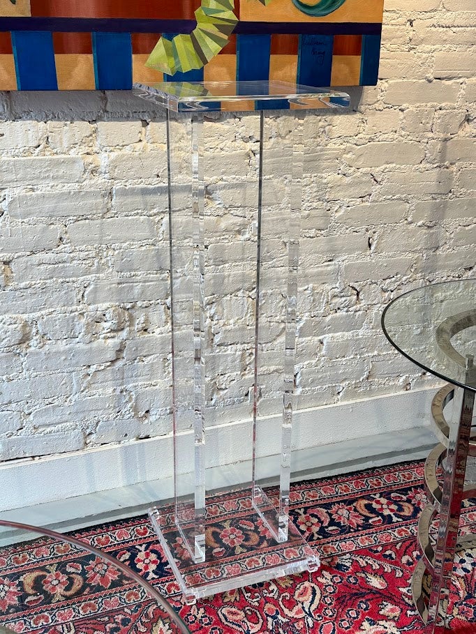 Vintage Lucite Pedestal Stand 1970s | Modern Vibe